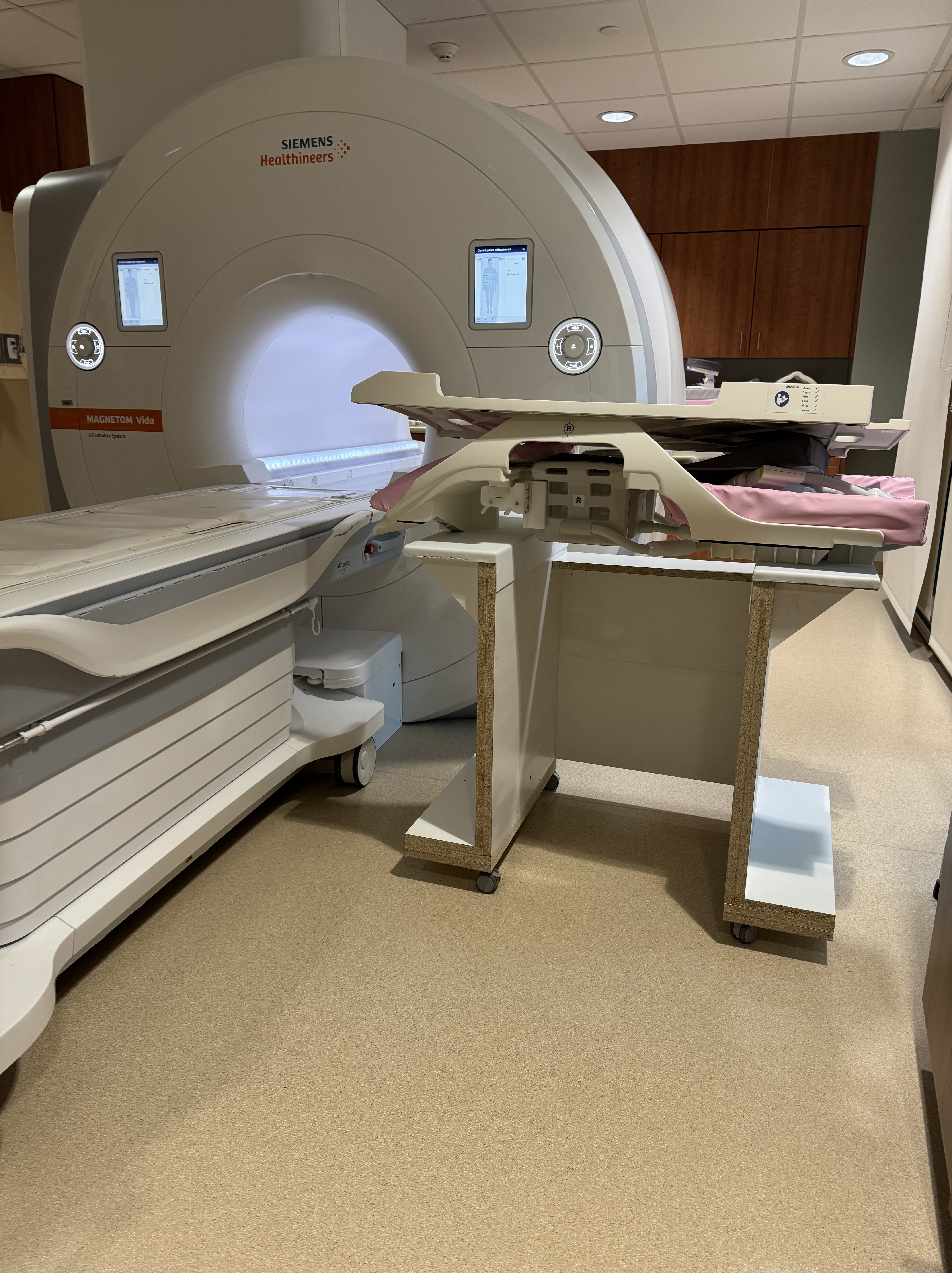 MRI Safe carts – MRI Safe Storage