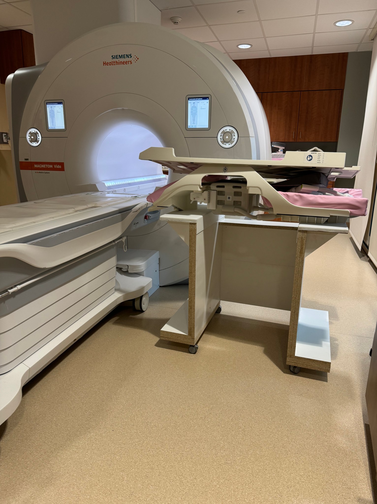 MRI Safe carts – MRI Safe Storage